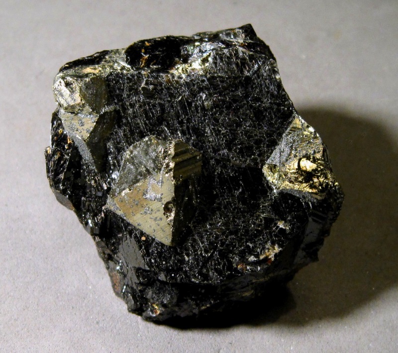 Sphalerite 9 - Cochise College Geology